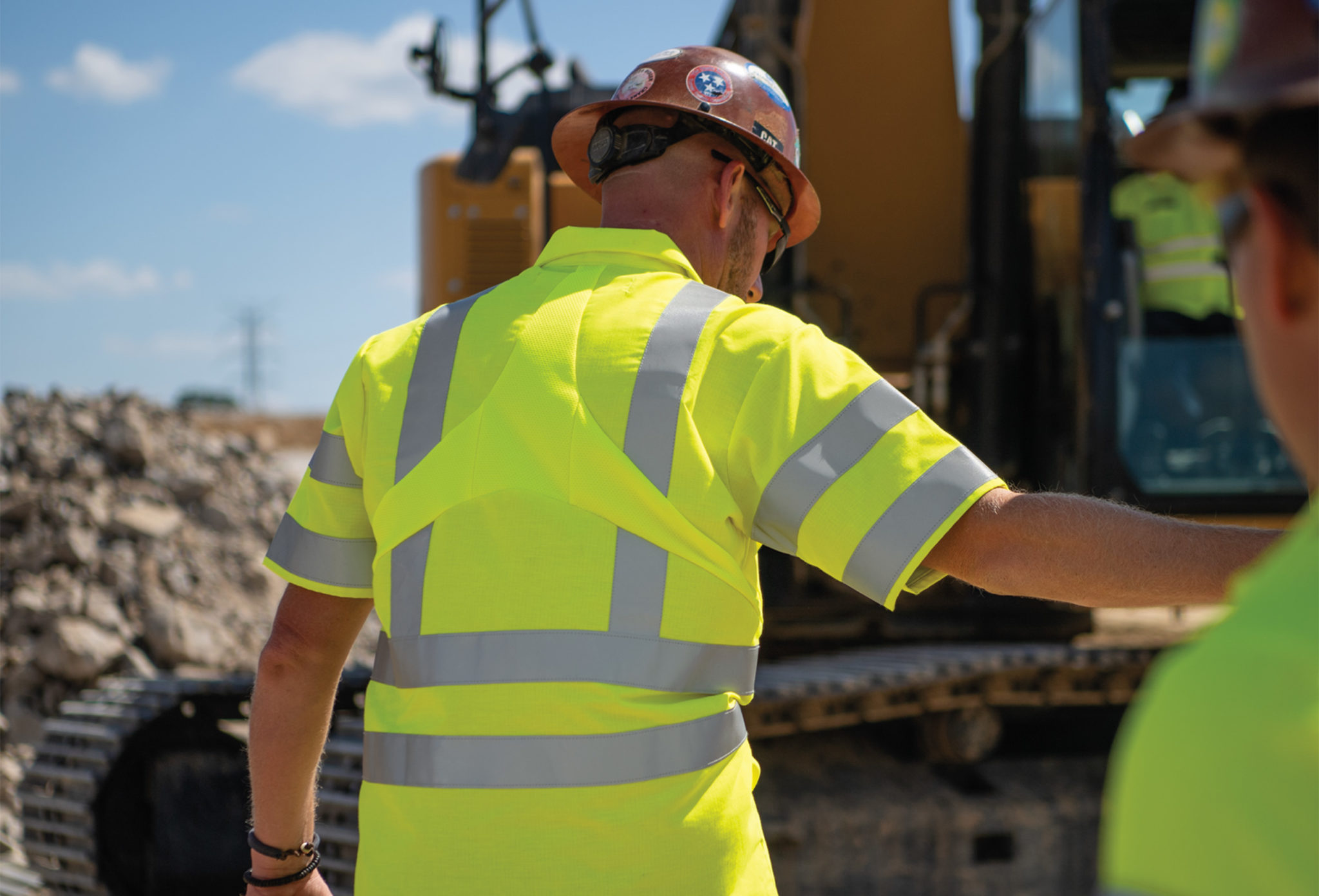 Understanding High-Visibility Clothing (And How to Make Sure You Select the Right Garments for ...